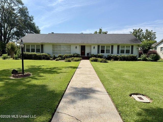 506 E Harding Ave, Greenwood, MS 38930