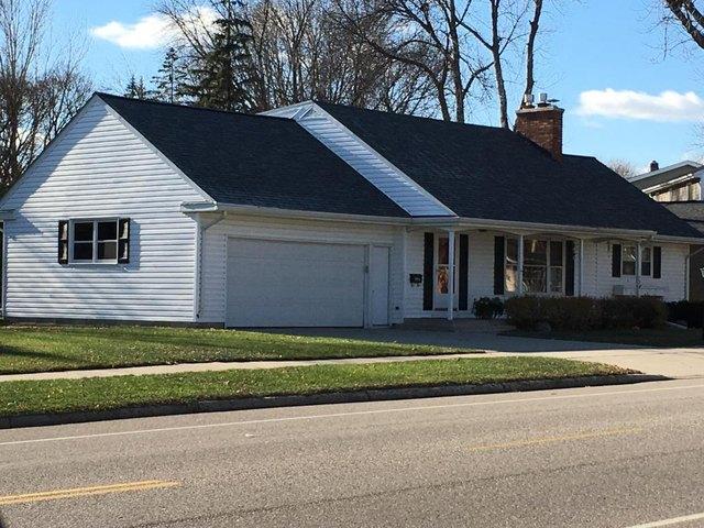 506 E Lyon St, Marshall, MN 56258