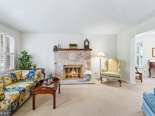 506 E Oslo Court