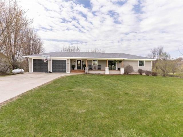506 E Summit St, Battle Lake, MN 56515