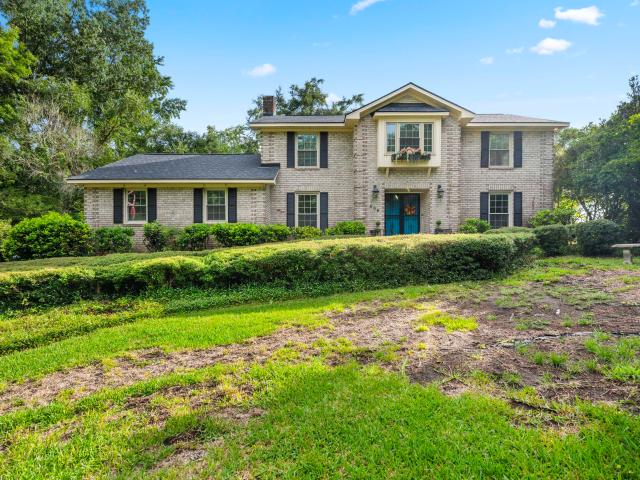 506 Fairington Drive