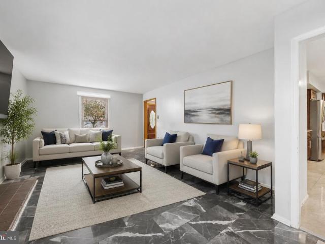 506 Flora Circle