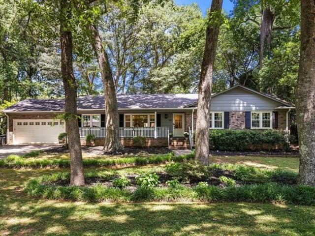506 Kenilworth Dr, Greenville, SC 29615