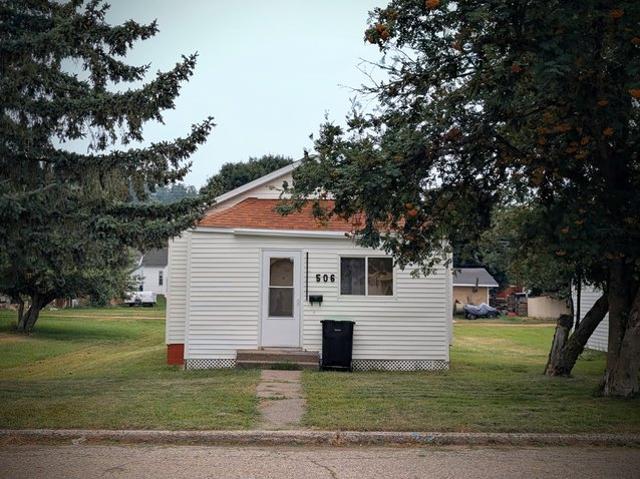506 Houghteling St, Iron Mountain, MI 49801