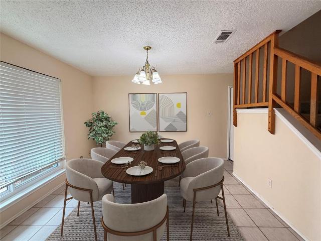 506 Hayloft Circle