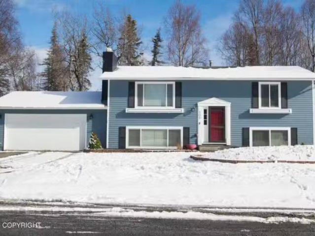 506 HEMLOCK AVE, KENAI, AK 99611 Single Family Residence For S.