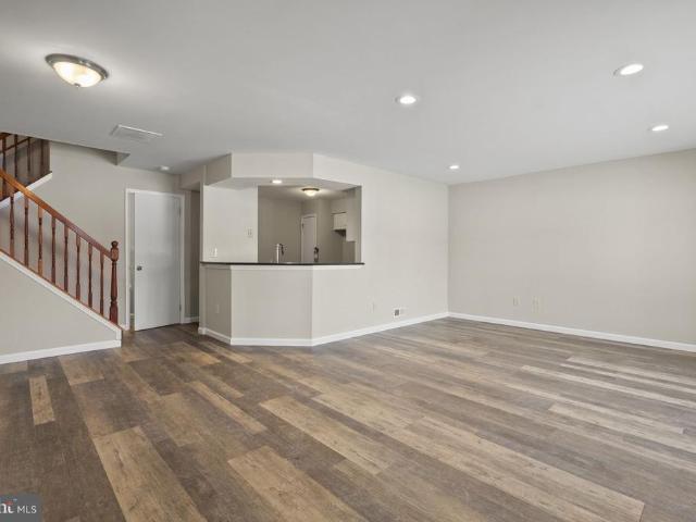 506 Oliphant Lane
