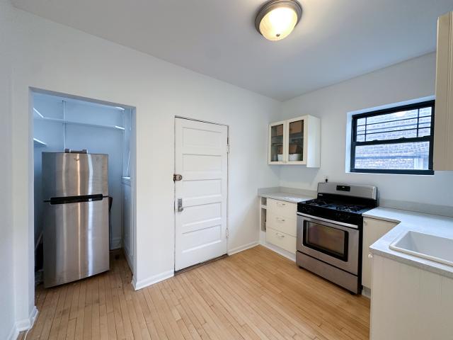 506 Madison Street # 2S