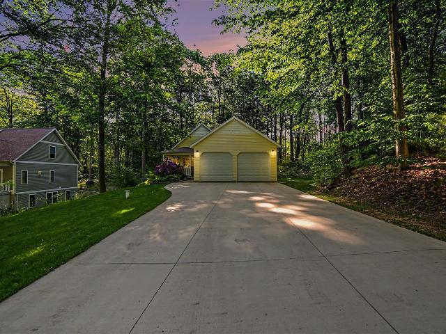506 N Northern Lights Road