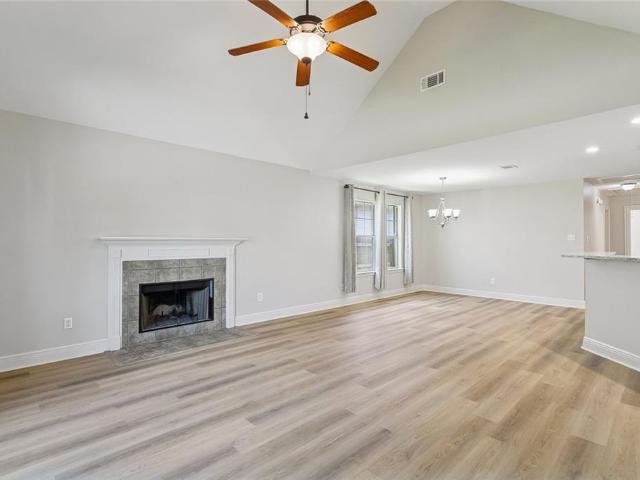 506 Northshore Lane