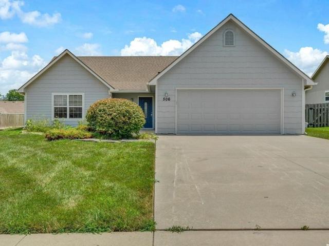 506 Santa Fe Ct, Baldwin City, KS 66006
