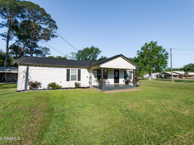 506 Simar St, Iota, LA 70543 | MLS #RA2600002 | Compass
