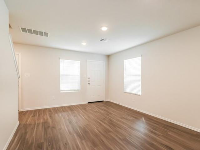 506 Sussex Place