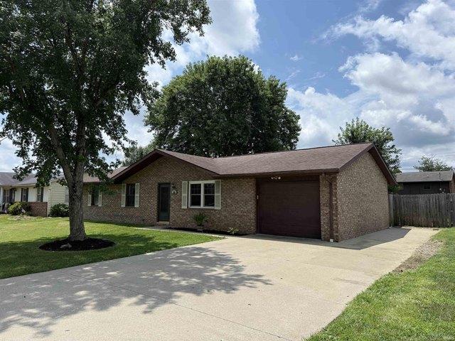 506 Sycamore Mnr, Jasper, IN 47546