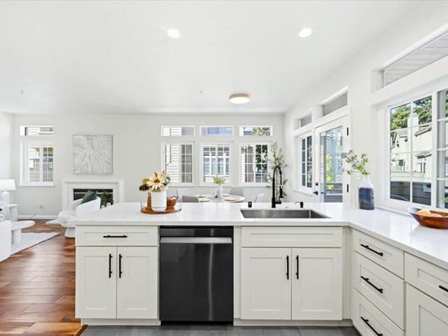 506 Porpoise Bay Ter Apt A, Sunnyvale, CA 94089