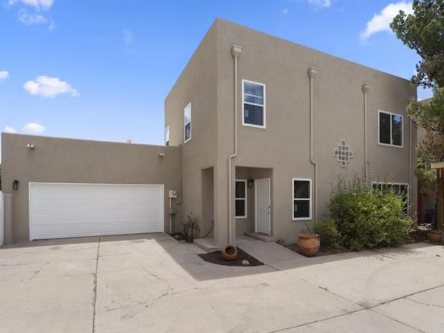 506 Phoenix Ave NW, Albuquerque, NM 87107