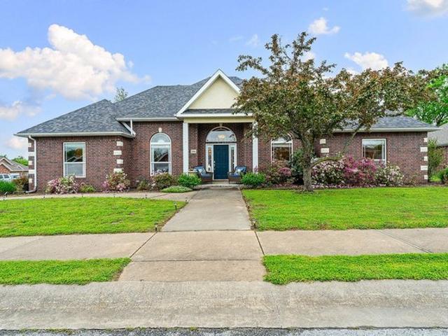 506 Roselawn St, Siloam Springs, AR 72761
