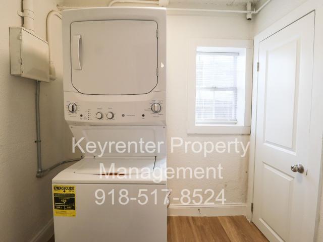 506 W 4th St Fourplex