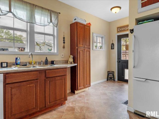 506 W Walnut St, Gillespie, IL 62033 | MLS #CA1039