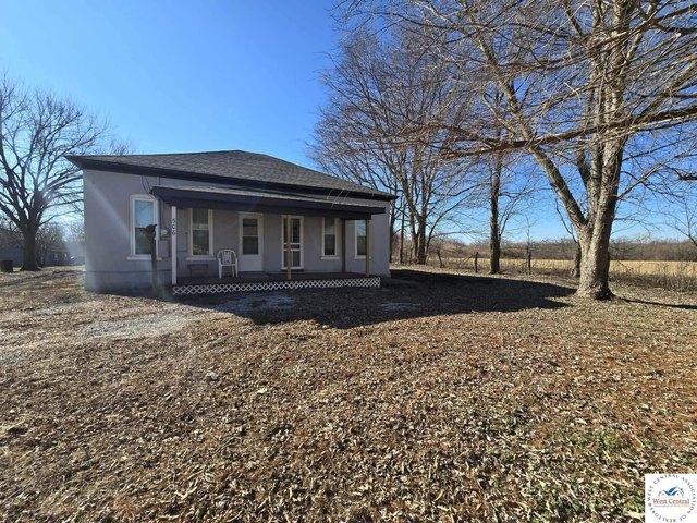 506 W Fourth St, Calhoun, MO 65323