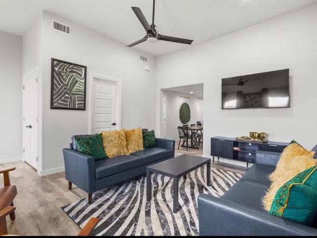 506 W Owing Street