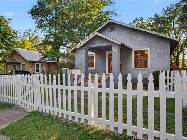 506 Wright St, Siloam Springs, AR 72761