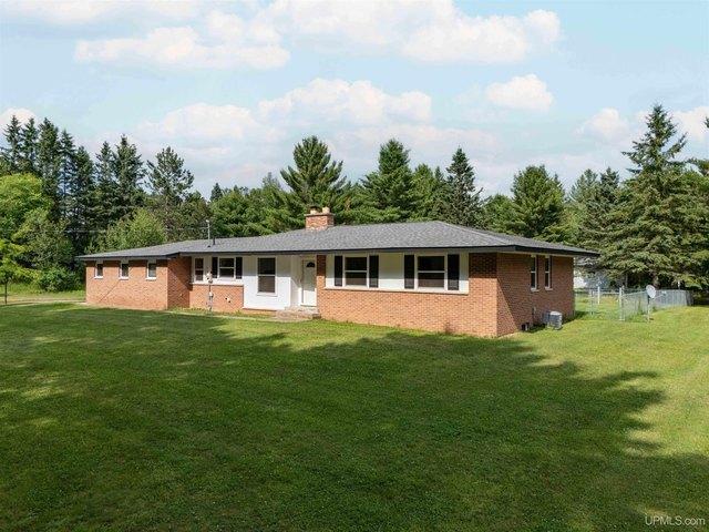 506 US 141 Hwy, Crystal Falls, MI 49920