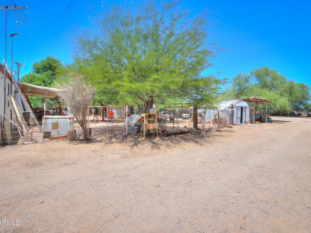 50740 W JULIE Lane
