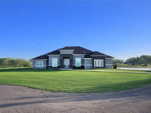 5074 Amber St, Bishop, TX 78343