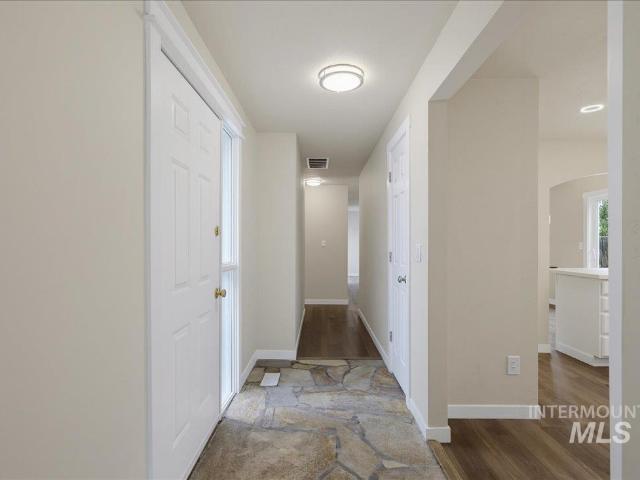 5074 W Harbourview Drive