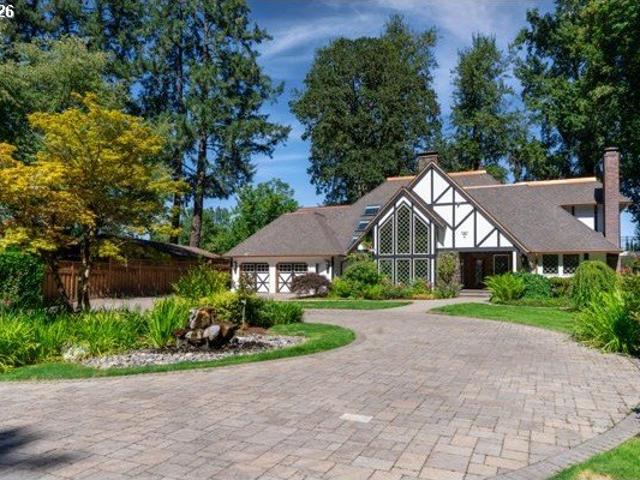 5075 Mapleton Dr, West Linn, OR 97068
