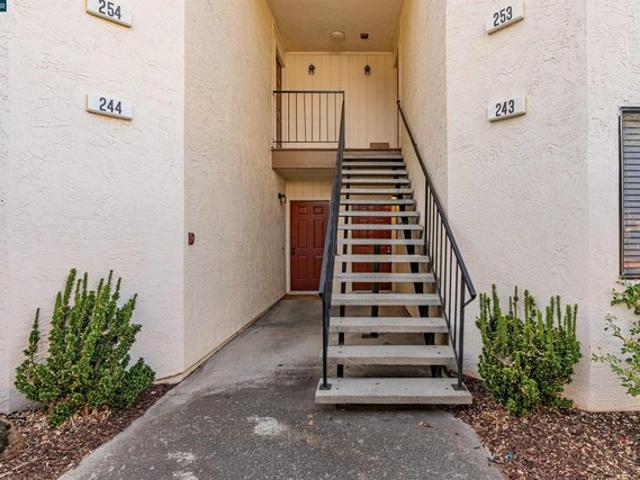 5075 Valley Crest Dr Apt 243, Concord, CA 94521