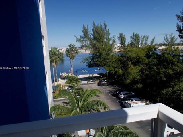 5077 NW 7th St #503, Miami, FL 33126