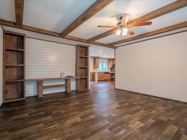 5077 Southpoint Ridge Rd