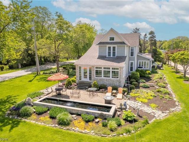 5078 E Water St, Port Clinton, OH 43452