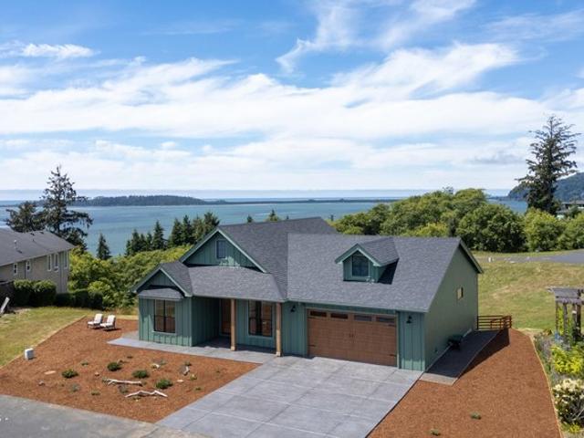 5070 Ocean Ct, Bay City, OR 97107