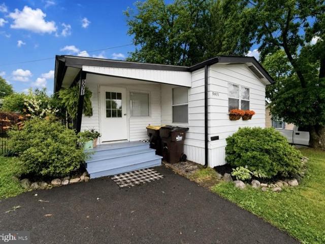 5071 Winterberry Dr, Doylestown, PA 18902