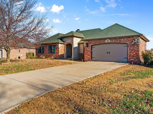 5072 E Hedgerow Drive