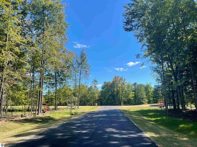 5072 Paradise Ranch