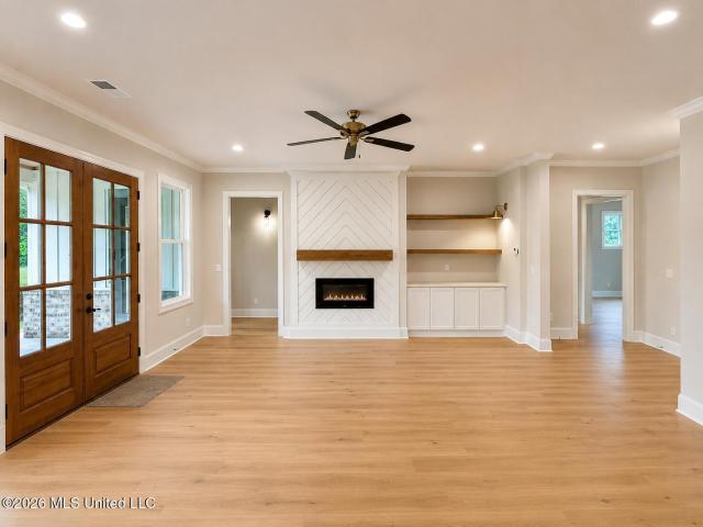 5073 Sophia Lane