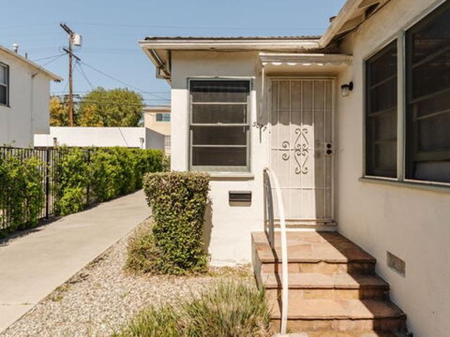 5073 W 21st St, Los Angeles, CA 90016 | Compass