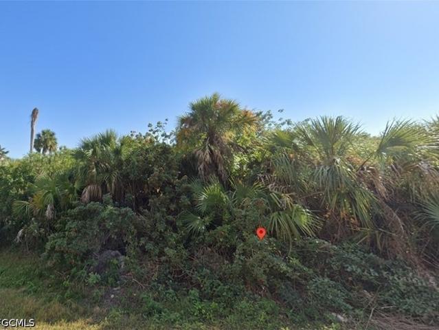 5073 Wild Goose Cir, Labelle, FL 33935