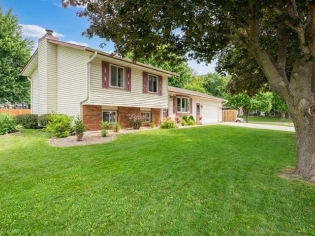 507 3rd St NE, Kasson, MN 55944