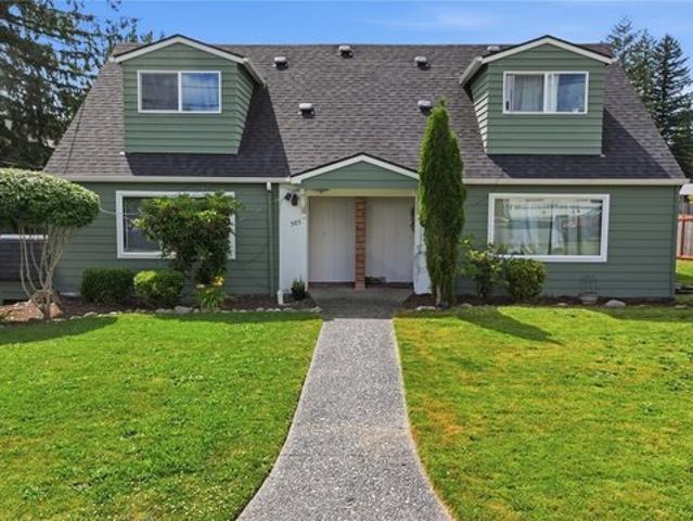 507 3rd St, Sultan, WA 98294