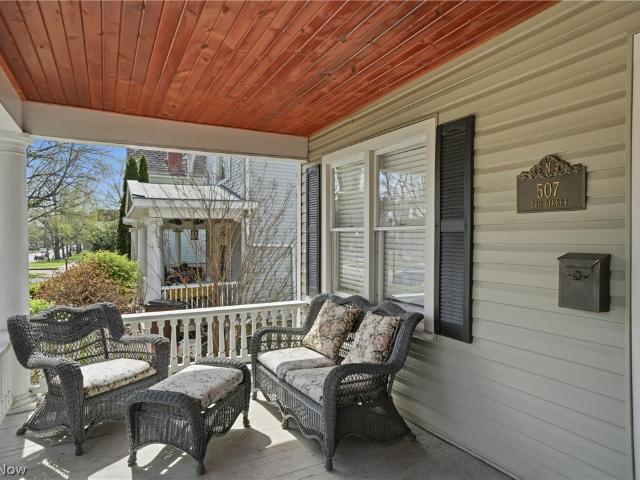 507 3rd Street