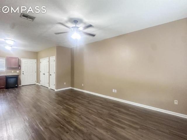 507 509 E Lagrange St Lake 1 & 2 EACH BLDG, Lake Charles, LA