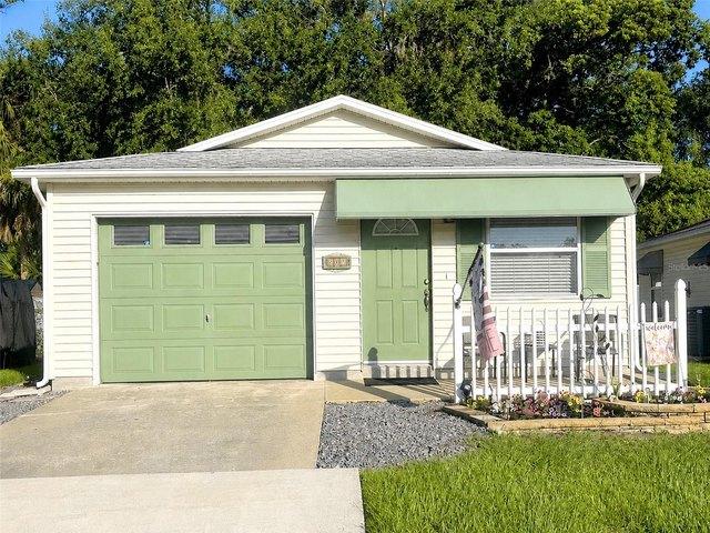 507 Cottage Park Ln, Leesburg, FL 34748
