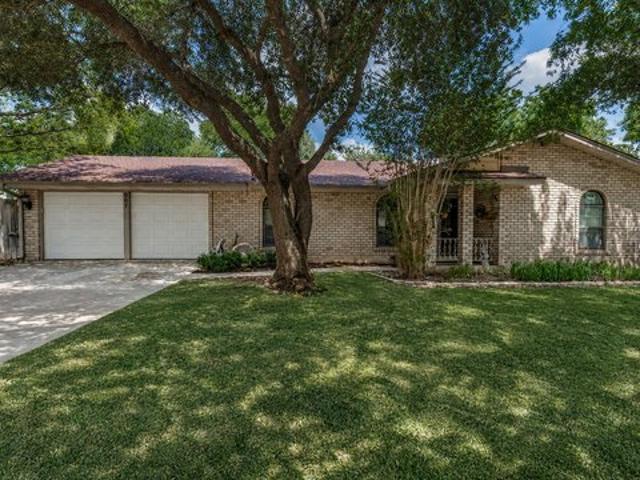 507 Amistad Blvd, Universal City, TX 78148