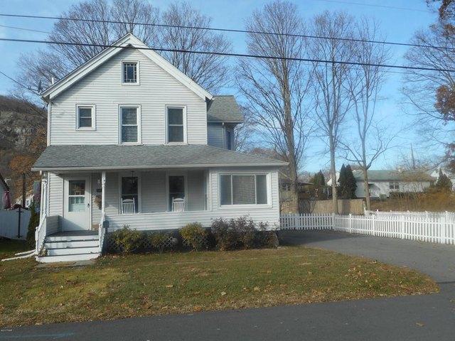 507 Avenue I, Matamoras, PA 18336