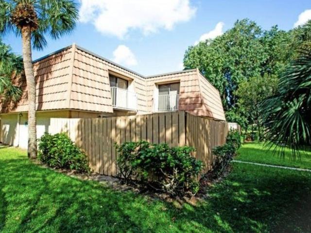 507 Green Springs Pl, West Palm Beach, FL 33409